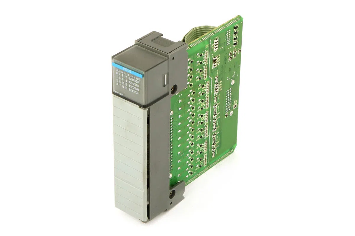 Kup 1746-IB32 Allen-Bradley SLC | ADEGIS